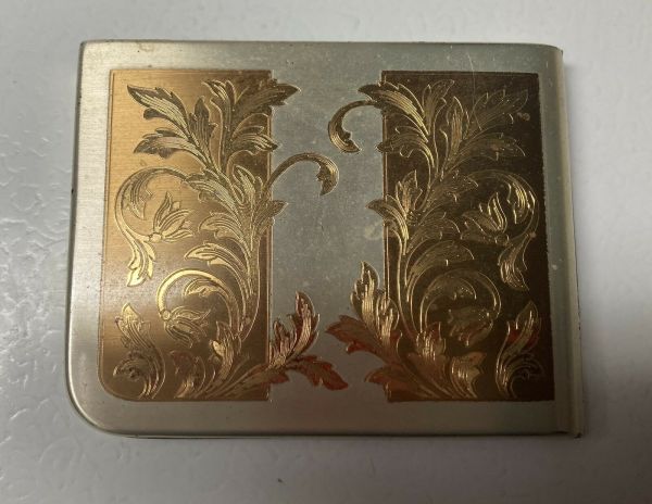 Vintage ELGIN AMERICAN Gold Tone Etched Powder Puff Compact With Mirror ...