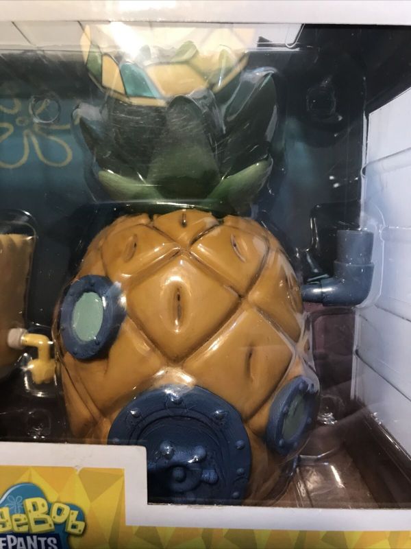 Funko Pop Town Spongebob With Gary And Pineapple House Figure ...