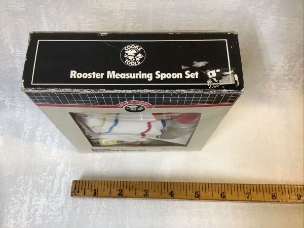 Vintage 1985 Chicken Rooster Measuring Spoons & Holder Spoons NOS Box ...