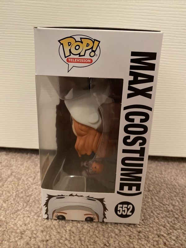 Funko Pop Stranger Things Max (Michael Myers Costume) Hot Topic ...