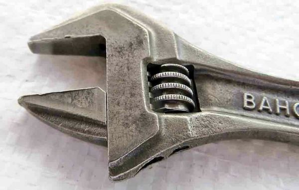 Vintage 6 " BAHCO ERGO Of Sweden No:8070 Adjustable Crescent Wrench Old ...