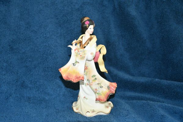 Silken Whispers TRADITIONAL BEAUTY Bradford Exchange Geisha Japanese ...