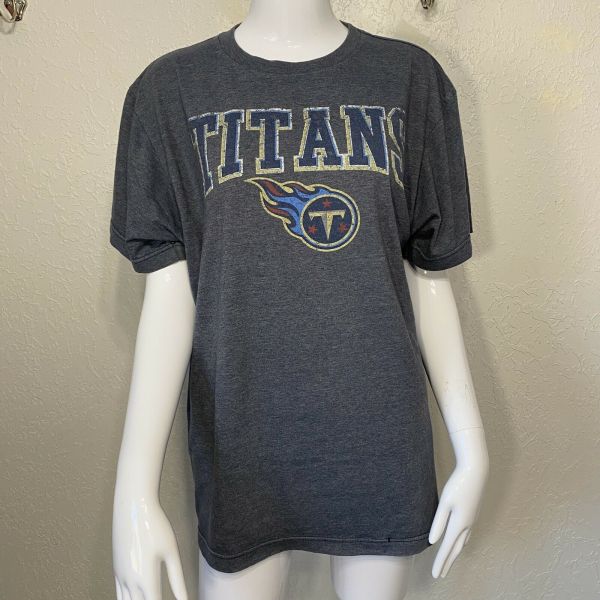 Men ' S NFL Team Apparel Titans Short 28 Johnson Sleeve T - Shirt Size ...
