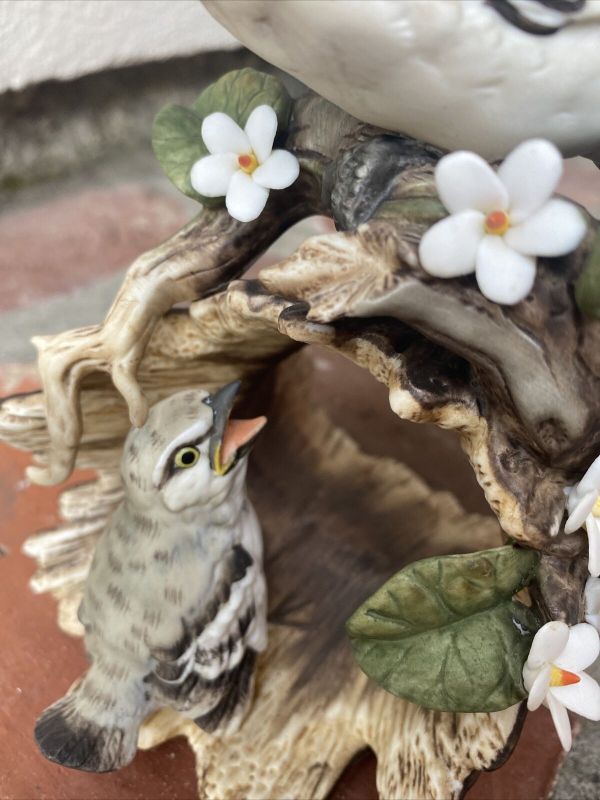 1979 Homco Masterpiece Porcelain Mocking Bird And Baby Bird Vintage ...
