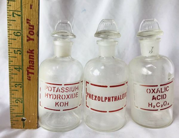 3 Vintage Pyrex Laboratory Chemical Apothecary Etched Jars Bottles W ...