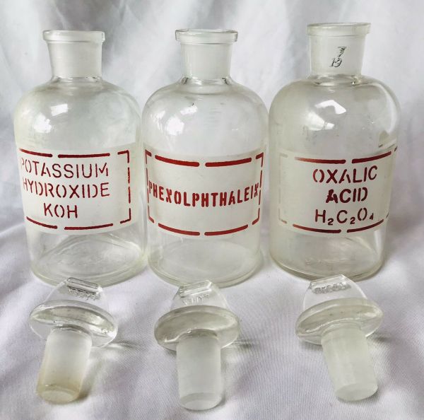 3 Vintage Pyrex Laboratory Chemical Apothecary Etched Jars Bottles W ...